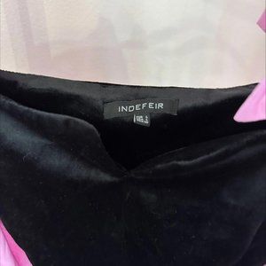 Indefeir | Tops | Indefeir Black Top With Ruffled Balloon Sleeves ...